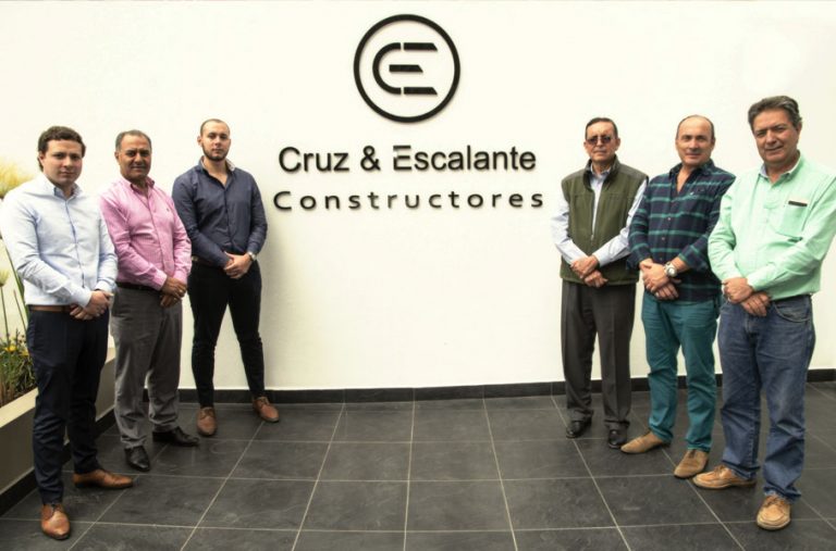 Nosotros - Cruz & Escalante Constructores